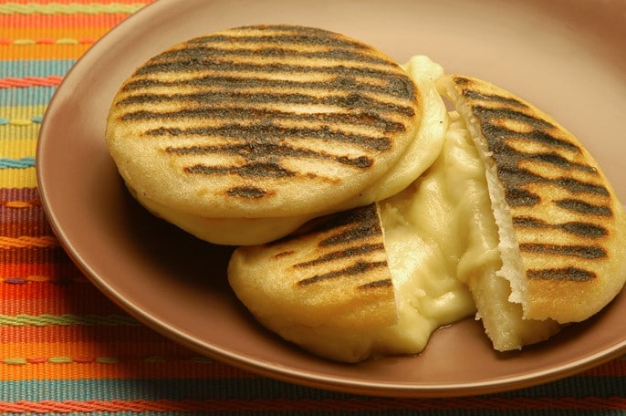 Arepa (cuisine sud-américaine)
