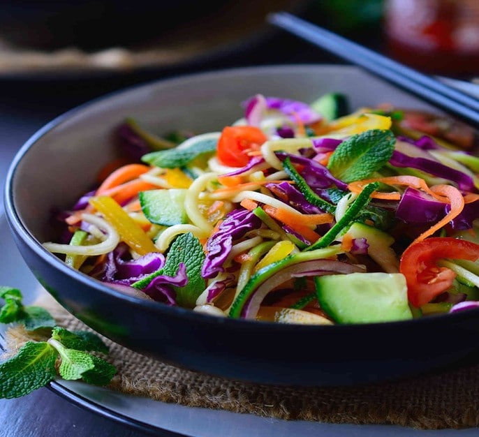 Khanom chin (cuisine thaïlandaise)