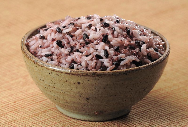 Riz aux haricots rouges (cuisine asiatique)