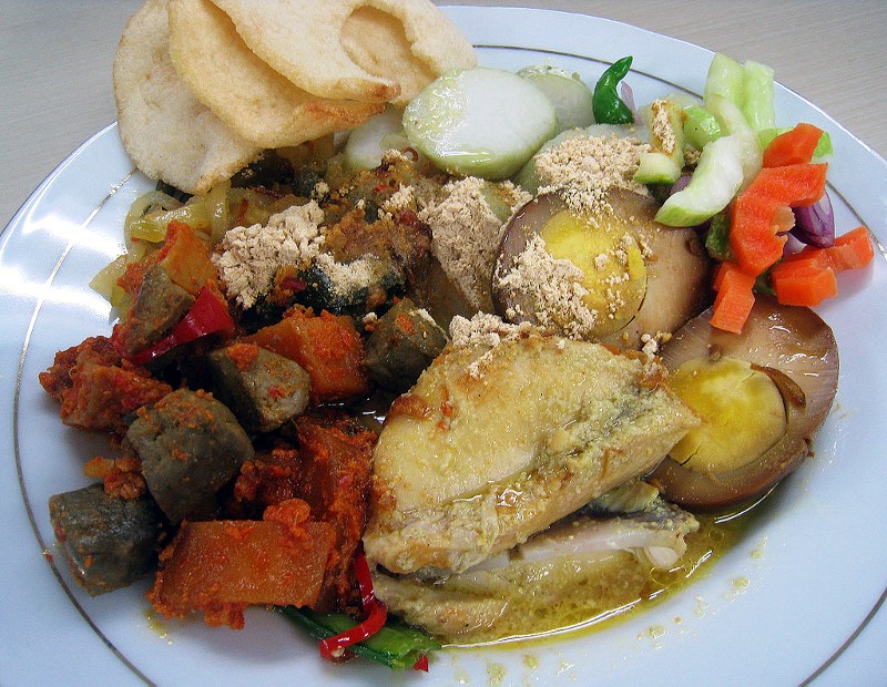 Telur pindang (cuisine indonésienne)