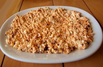 Urnebes (cuisine serbe)